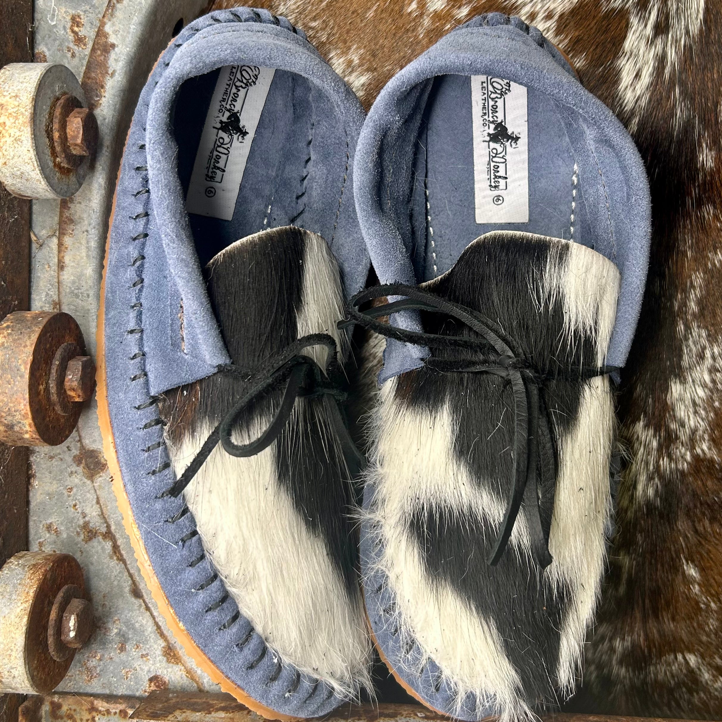 Cowhide Muleys (Size 6) – Broncy Donkey Leather Co