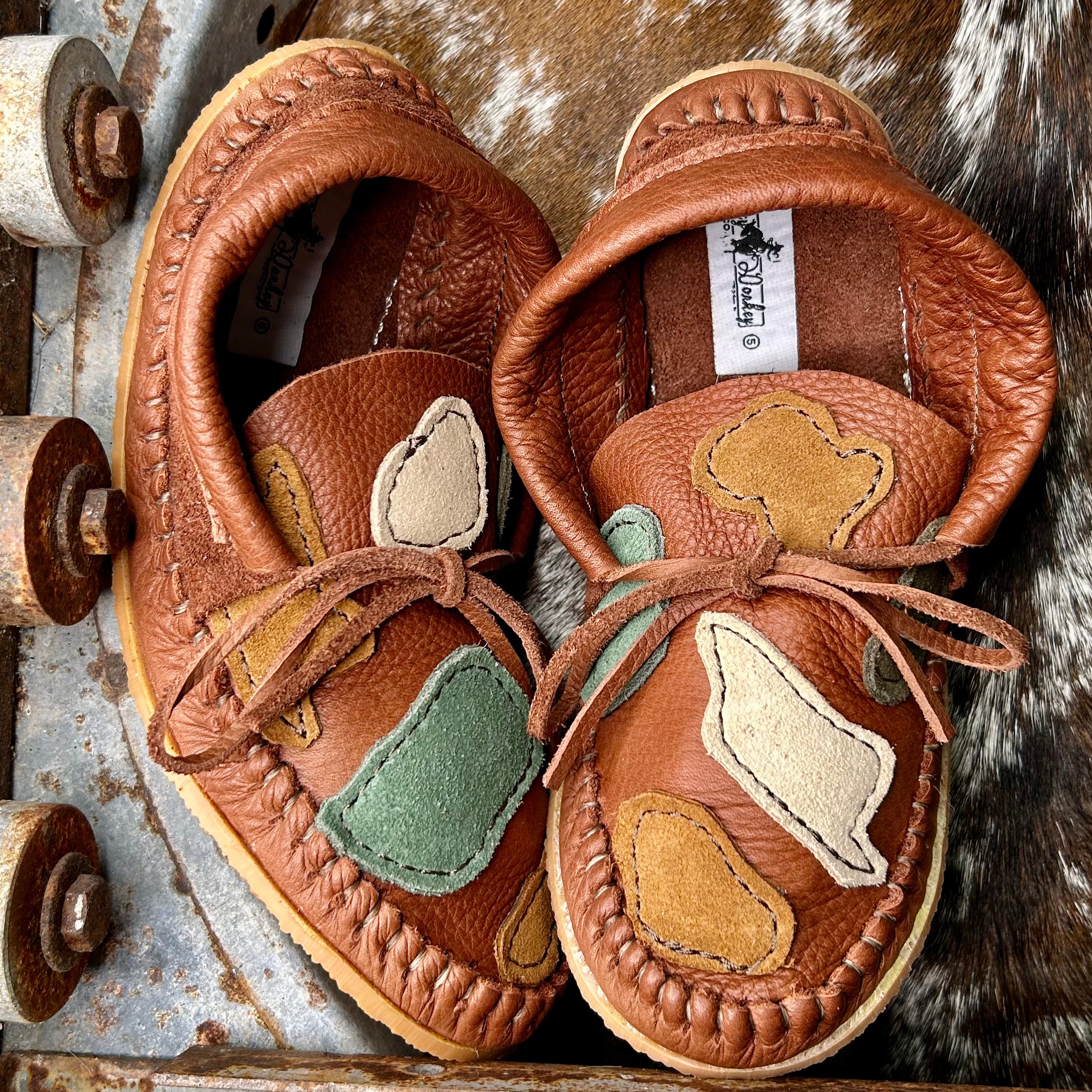 Camo Muleys (Size 10) – Broncy Donkey Leather Co